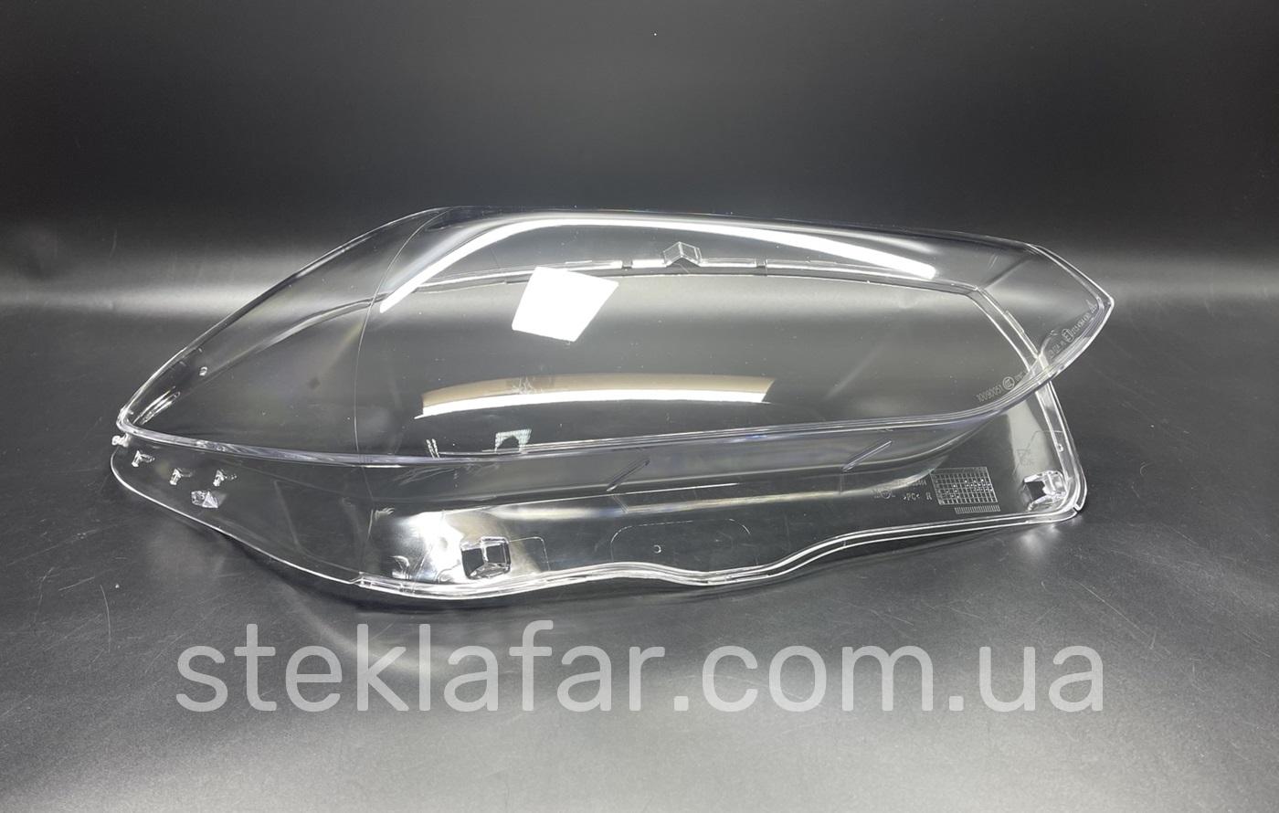 Скло фари BMW X3 G01 (2018-2020)